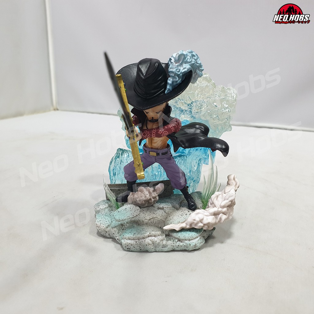 GK KO One Piece WCF Dracule Mihawk | Shopee Philippines