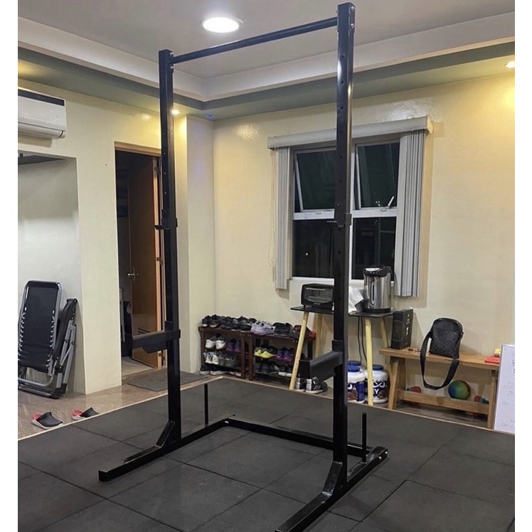 Half Squat rack with free adjustable spotter arms, jcups , pull up bar ...
