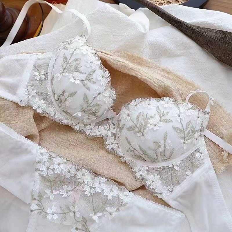 French embroidered camellia flower bra gathering and closing breast ...