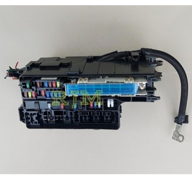 Fuse BOX Complete FUSE BOX TOYOTA INNOVA, FORTUNER, HILUX | Shopee ...