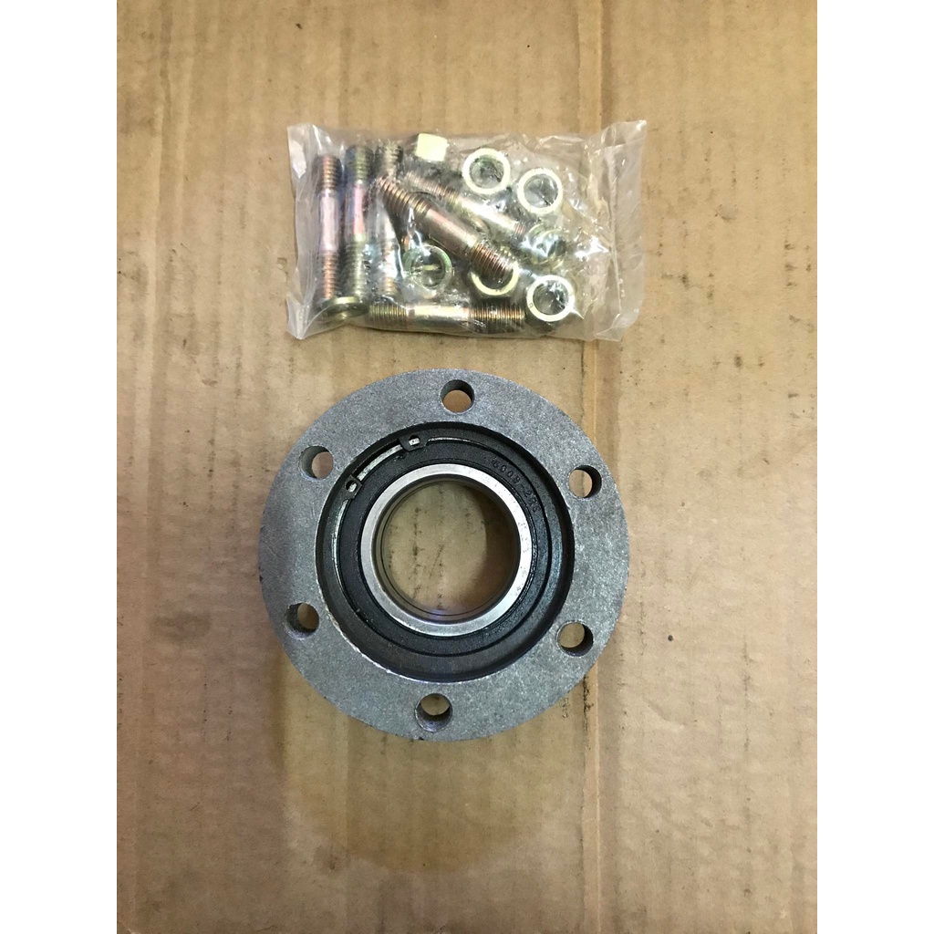 RUSI CHARIOT 175 REAR BEARING BOX ASSYMBLY(BOLT&NUT/2 BEARING/CIRCLE ...