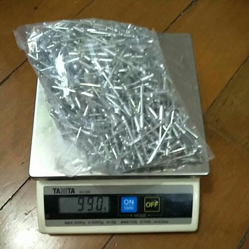 (1 PACK) BLIND RIVETS 5/32 X 1/2 CHROME 500pcs per pack | Shopee ...
