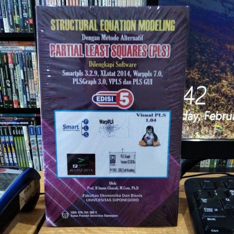 STRUCTURAL EQUATION MODELING Book with Alternative Methods PARGIAL ...