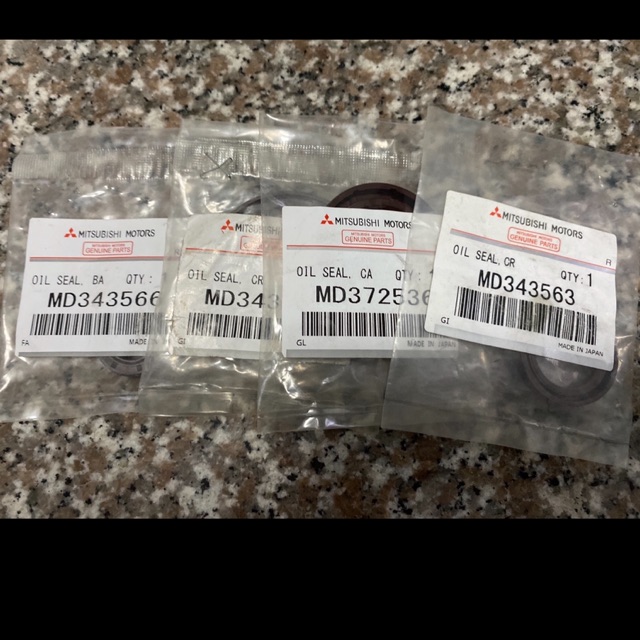 Oil seal Set Mitsubishi L300 | Shopee Philippines