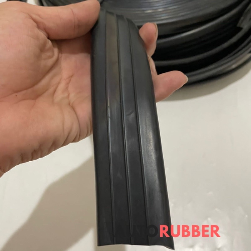 Universal Car Side Door Body Trim Rubber List 40 X 6 Mm Line Per Meter ...