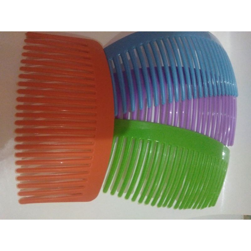 Plastic Comb (Color Sent Random) | Shopee Philippines
