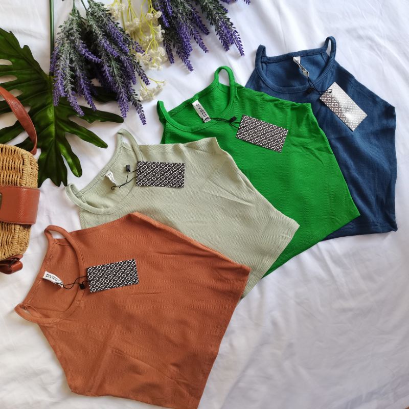 DIVIDED HALTER TOP (Small Sizing) | Shopee Philippines
