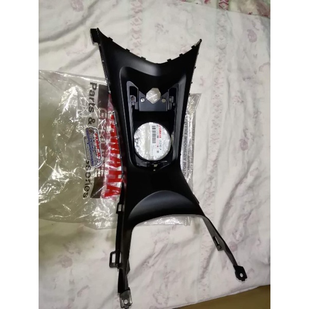 AEROX VERSION 1 CENTER COVER 1 B65-F842M00 | Shopee Philippines