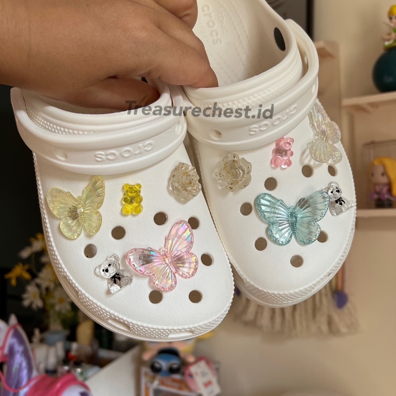Jibbitz Butterfly Clear Butterfly Sandal Accessories (Jibbitz Only ...