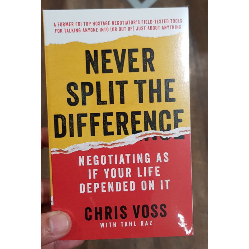 NEVER SPLIT THE DIFFERENCE by Chris Voss (Original) | Shopee Philippines
