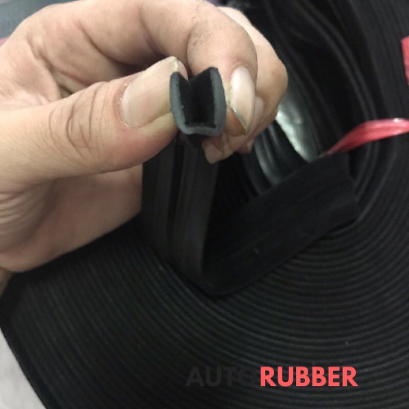 Rubber Car Glass Rail Velvet Window Channel Run Glass WR018 | Shopee ...