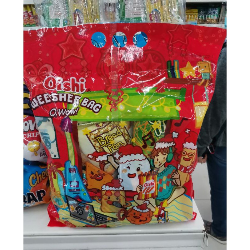 Oishi Weeshee Xmas Gift Pack | Shopee Philippines