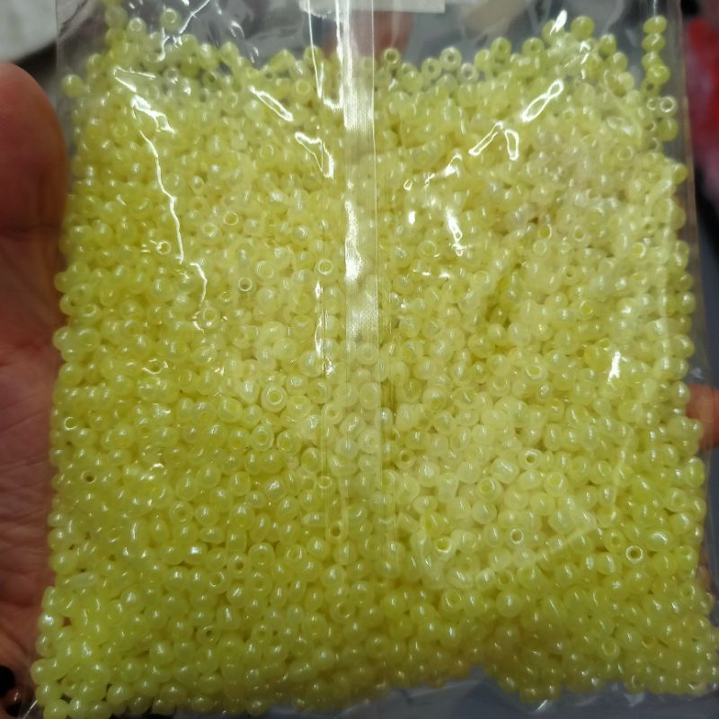 big pack jelly seed beads yellow 2mm/3mm/4mm | Shopee Philippines