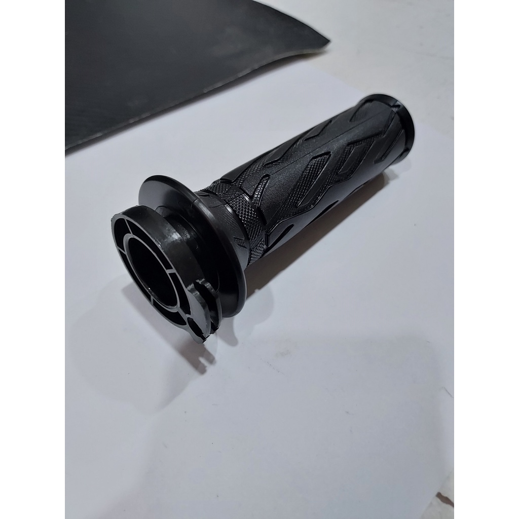RAIDER R 150 Fi HANDLE GRIP THROTTLE GRIP (SGP) (Gen: 57211-40J01-000/ ...