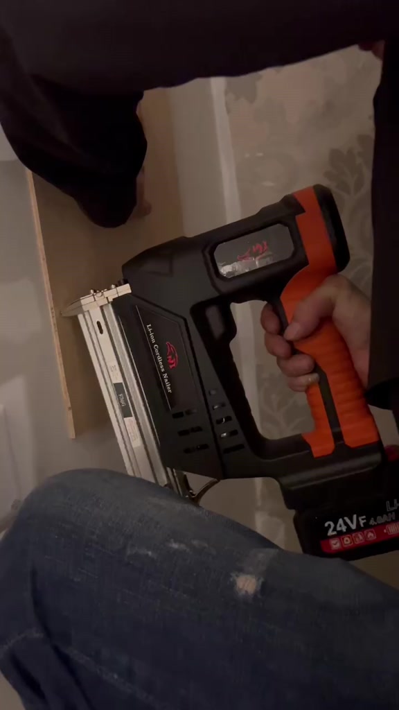 Lithium Electric Nail Gun F30 air nail gun Cordless Heavy duty nail gun ...