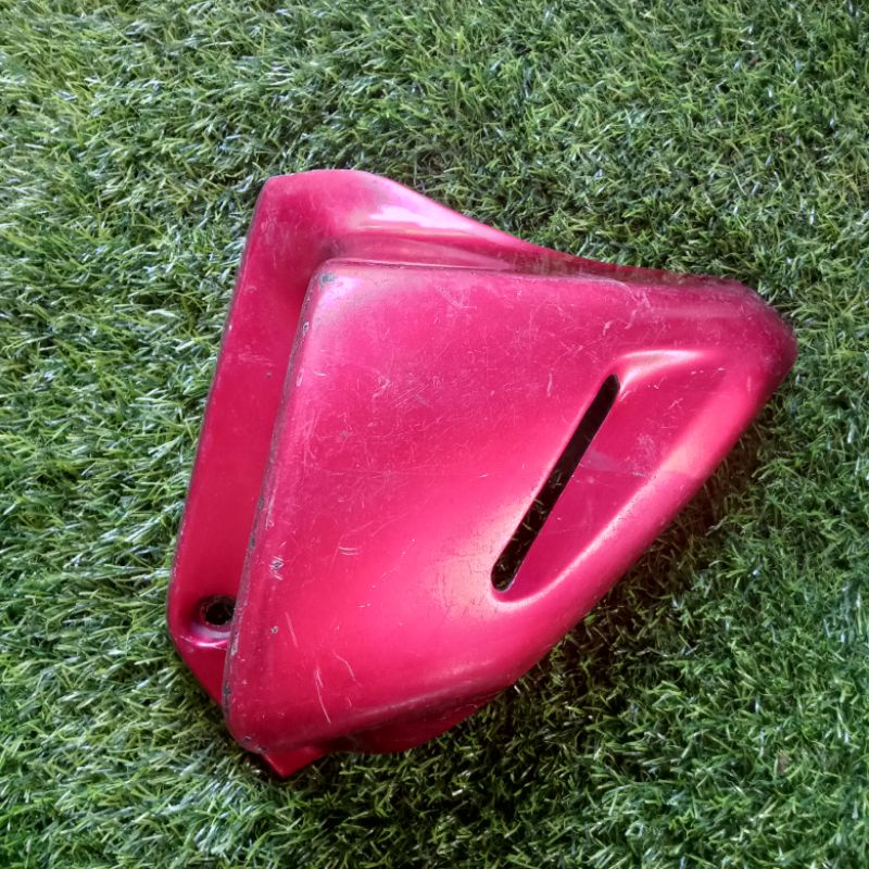 Old 2000 tiger tank ear, original 2000 tiger tank fin on the right ...