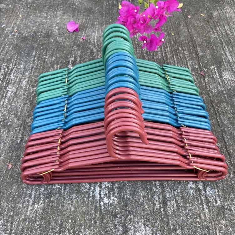 M&A PHC 3 dozen 37x16cm (LxH) adult color plastic hanger/PLASTIC ...
