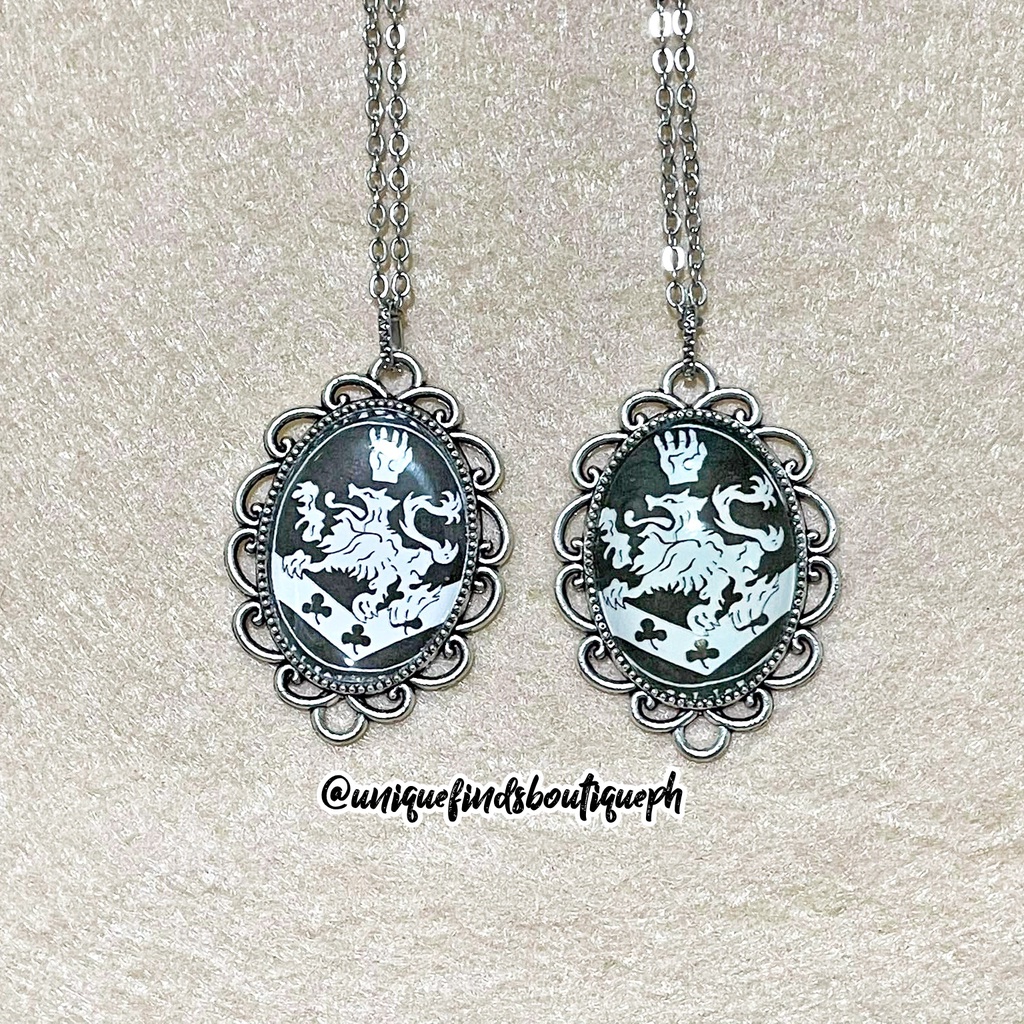 Cullen Crest Necklace inspired by Twilight Saga | vampire family ...