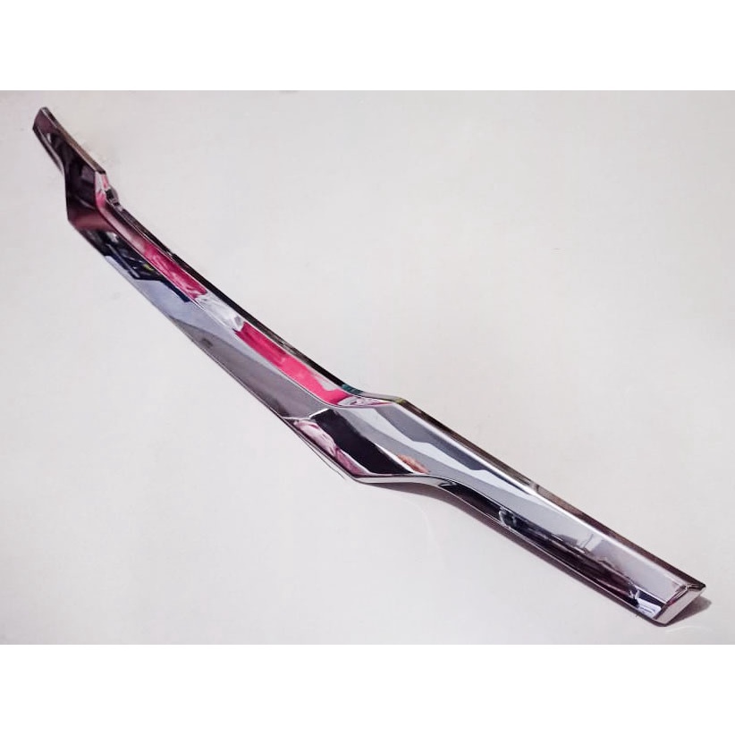 Toyota Innova 2014 to 2015 Chrome Trunk Lid Cover | Shopee Philippines