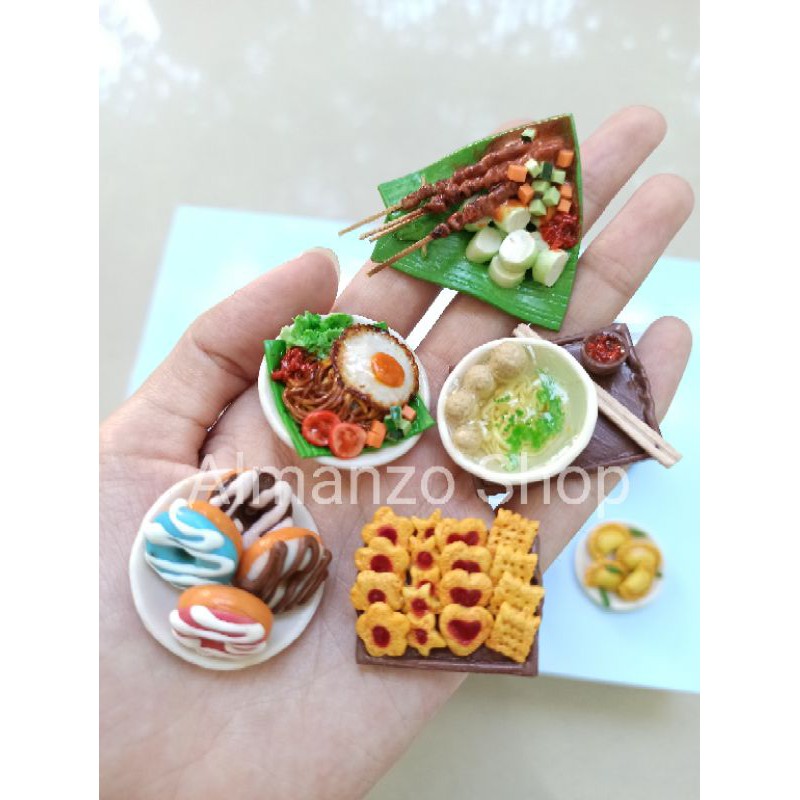 Miniature Indonesian food, refrigerator magnet, decoration for indomie ...