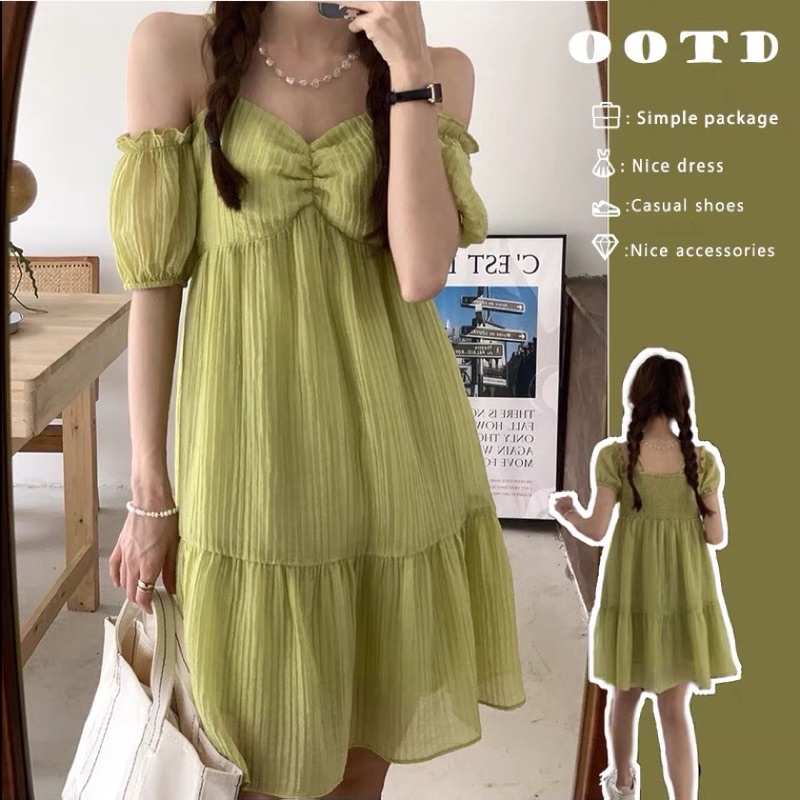 Fishtail Spaghetti straps dress spread to party (with breast pads ...