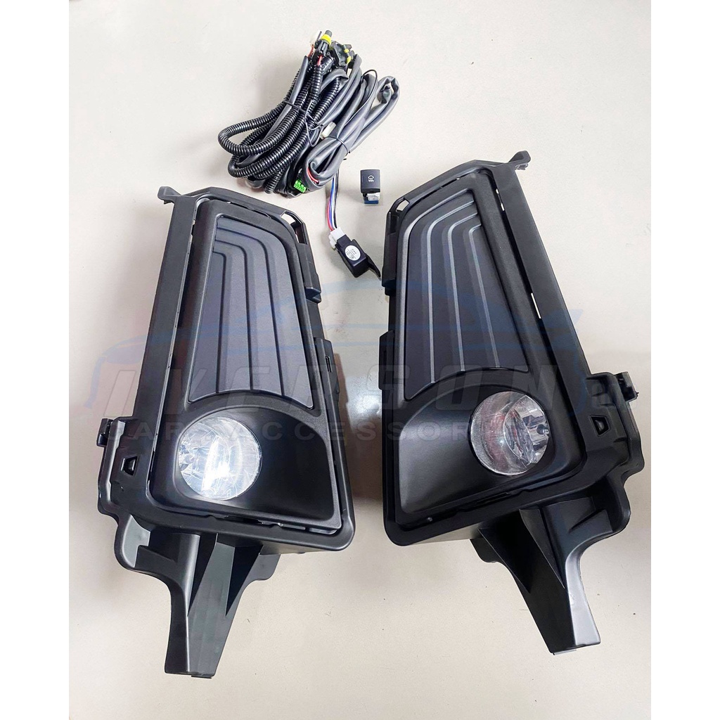 Hi ace Coomuter 2019 to 2023 Fog light Foglamp Assembly for Toyota ...