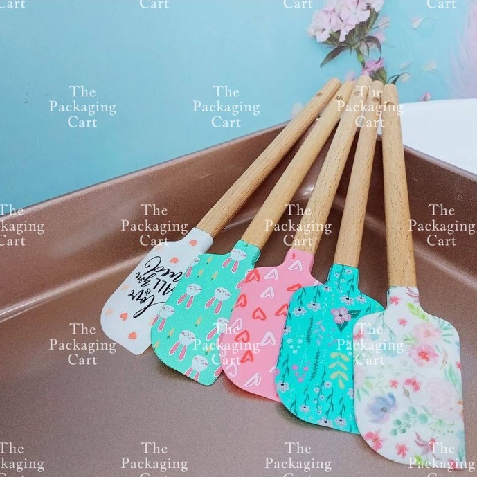 Silicone Spatula with Love Spatula Wooden Handle Cute Design Spatula ...