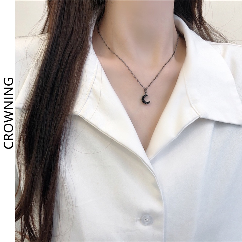 Korean Classy Simple Black Diamond Moon Necklace Unique Influencer ...