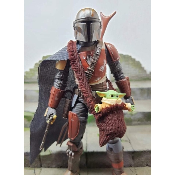 Star Wars The Mandalorian Tattered Cape and Grogu Carrier for 6 inch ...
