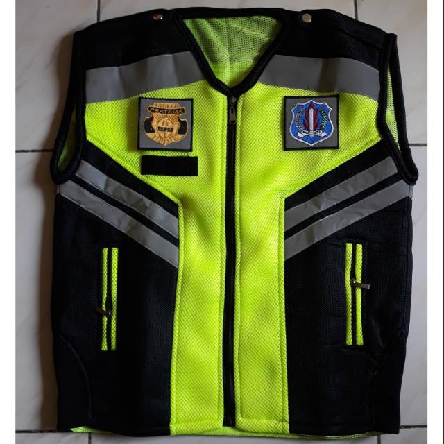 Latest Security Guard Vest - Double Mess Security Vest - Gada Pratama ...