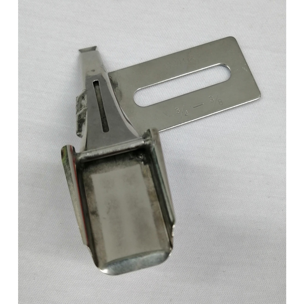 BELT LOOP FOLDER EDGES OVERLAPPING FOR INDUSTRIAL TWO NEEDLE SEWING ...