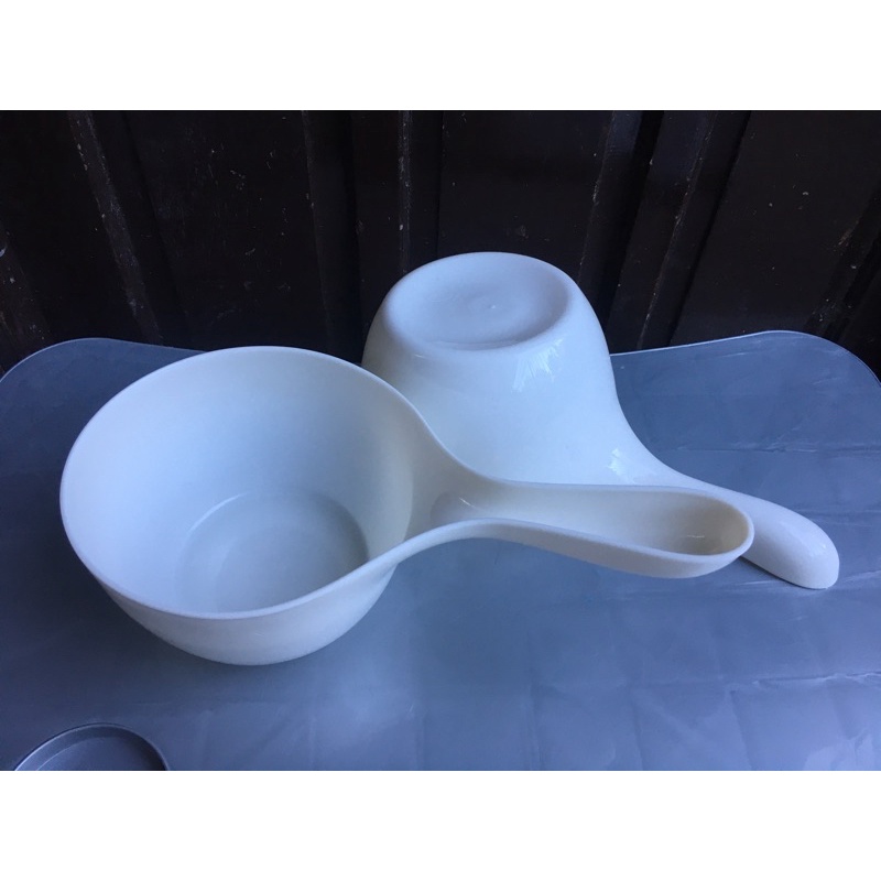 Tabo Classy Rubberized White Stylish high quality aesthetic minimalist ...