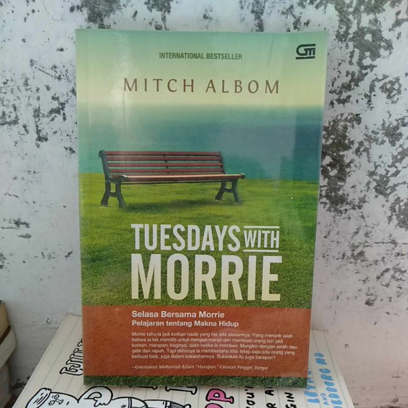 Tuesday Book with Morrie-Tuesdays with Morrie-Mitch Albom | Shopee ...