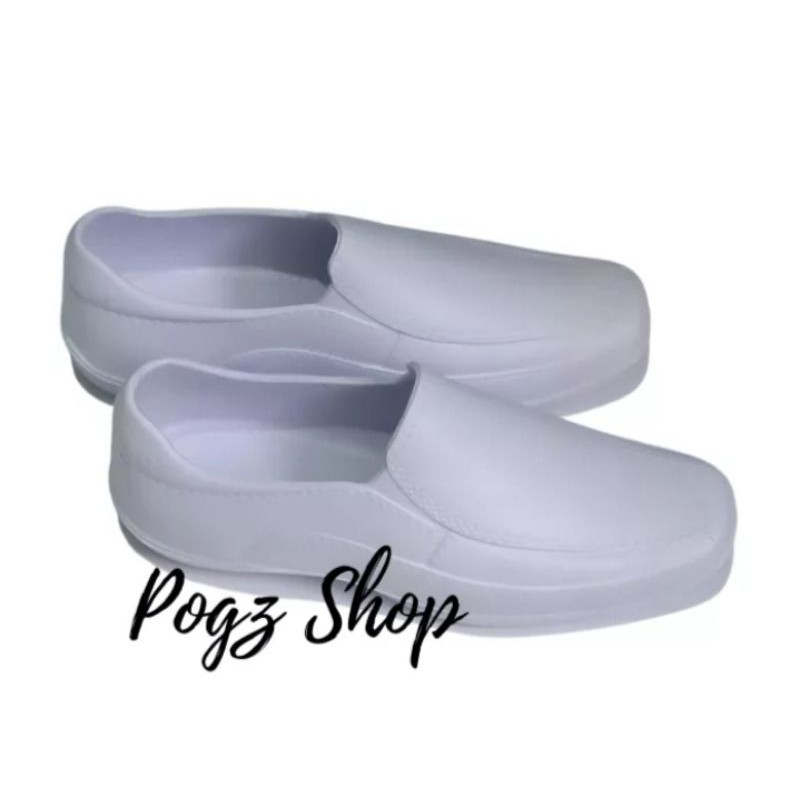 W1 Good Quality School Splasher Rubber Slip White Shoes Black Shoes for ...