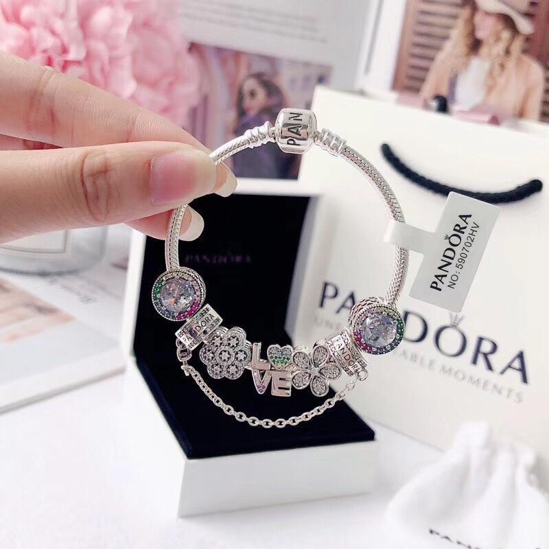 Bracelet Exclusive Sale of Flashing Daisies Ladies Bracelet 2020 New ...
