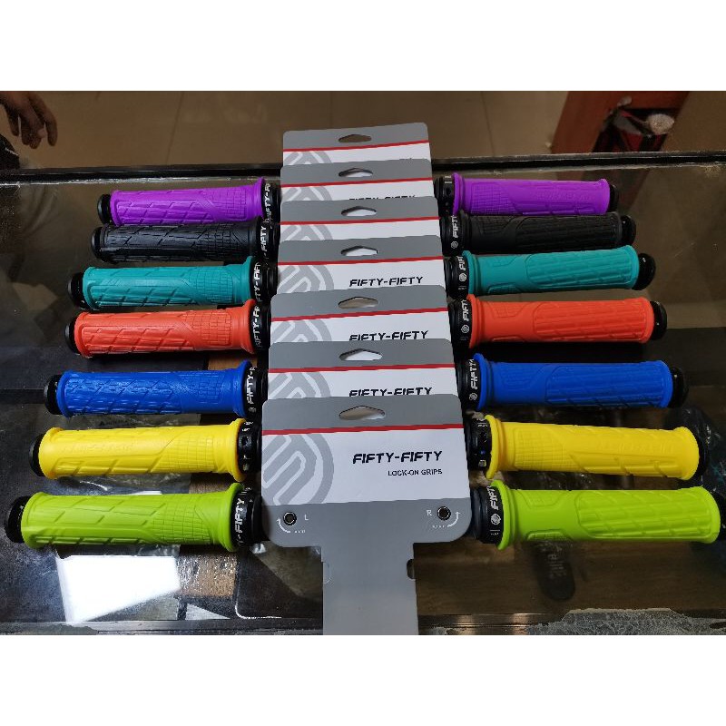 Fifty Fifty Lock On Grips | Shopee Philippines