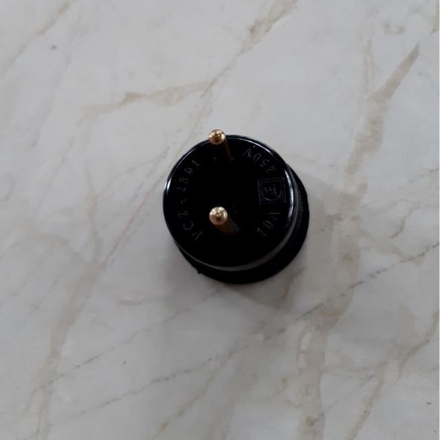 3-pin Diagonal To 2-Pin Converter Plug (Round, Black) | Shopee Philippines