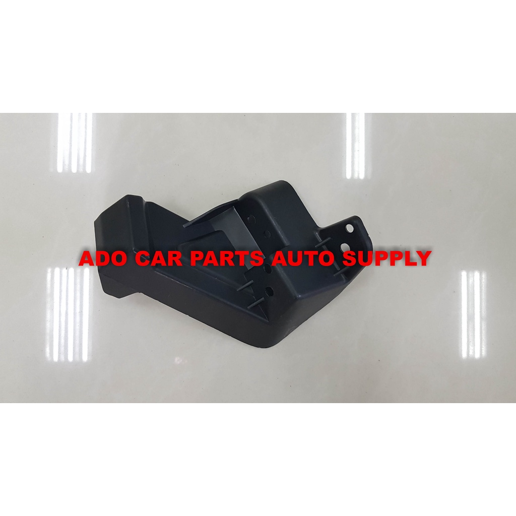 Toyota Hiace 2015 - Headlight Headlamp Head Light Head Lamp Bracket ...