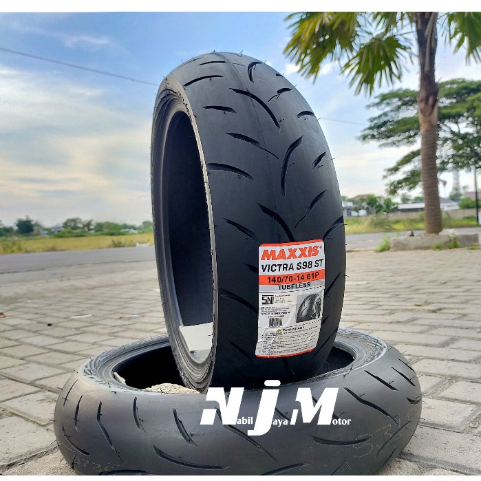 Aerox Rear Motorcycle Tire 140/70-14 Tubeles Free Tubeles | Shopee ...