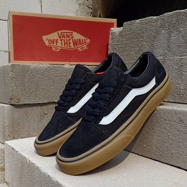 Vans Classic Black Gum Shoes, The Best Shoes, Shoes With swide And Soft ...