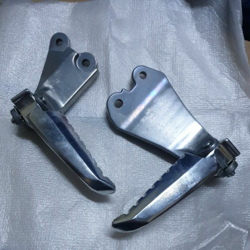 Genuine Yamaha Passenger Footrest Footpeg Assembly NMAX V2 | Shopee ...