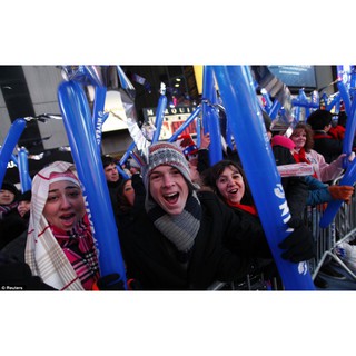 2 pcs Balloon Clapper Thunder Pong pong Cheering Sticks Sporting Events ...