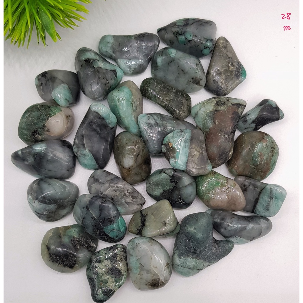 Emerald Tumbled stone - Natural Emerald Crystal - Emerald Healing Stone ...