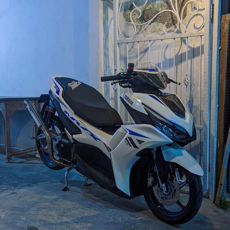 Striping STICKER ALL NEW AEROX CONNECTED NVX 155 Transparent MALAYSIA ...