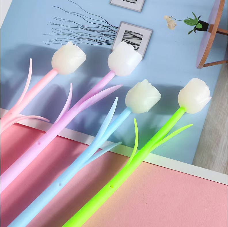 A Pen That Changes Color When Exposed to Sunlight Flower Pen Student ...