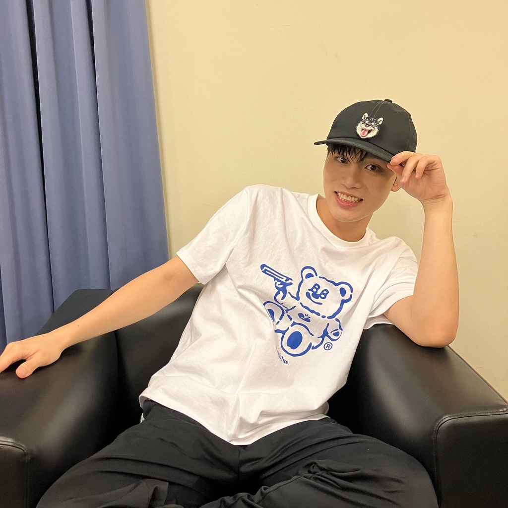 NCT TAEIL wear / Korea BADBLUE BadBear Tee White | Shopee Philippines