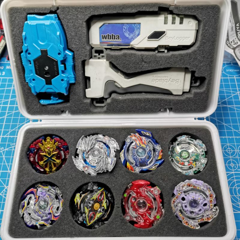 ( Pre-Loved ) Takara Tomy Beyblade Burst Set W/ Bey Carrier Box ...