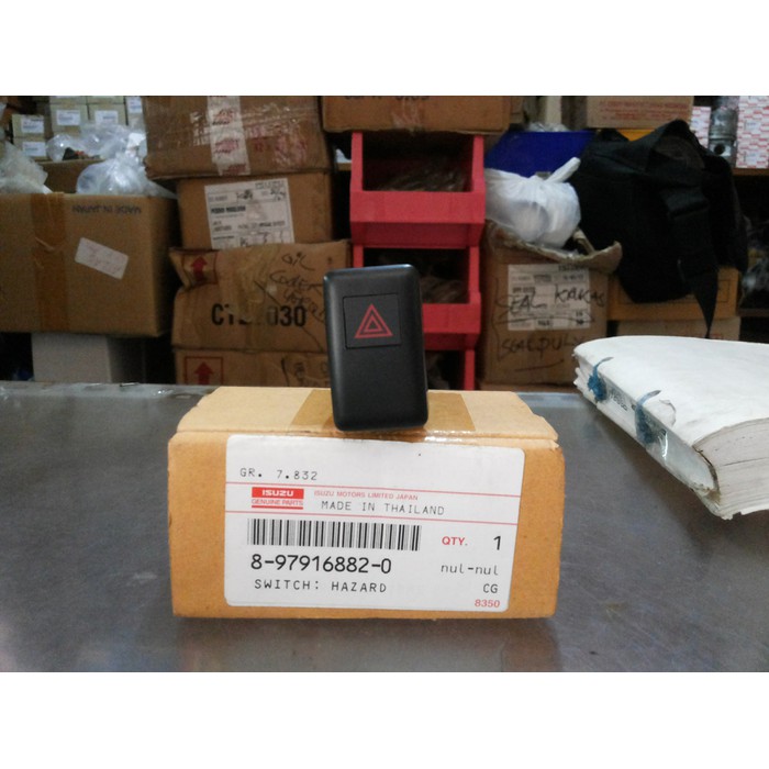 Switch Switch Hazard Isuzu Panther Capsule Original | Shopee Philippines