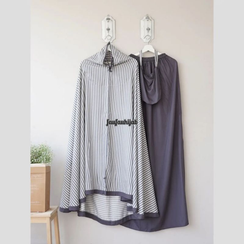 Mukena Sonya Strips gray plain gray skirt (rubber strap) | Shopee ...