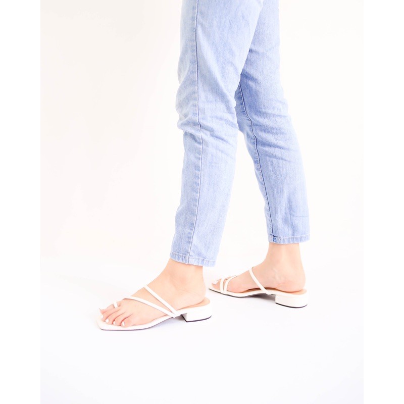 CRIZA SHOES LIZA 1 INCH LOW HEELS | Shopee Philippines